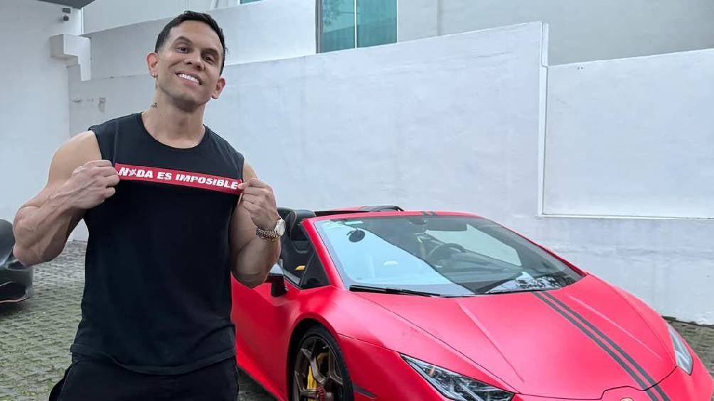 Influencer Alfredo Valenzuela sufre violento y millonario robo en su casa